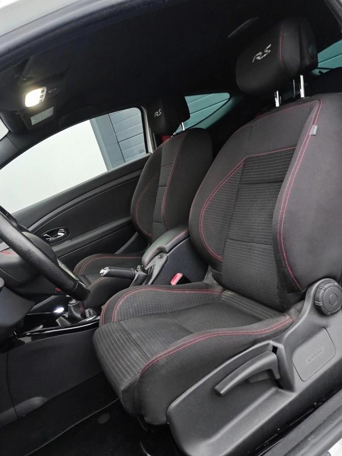 Renault Megane 3 RS 2.0 Turbo 265 ch / Distribution OK - Annonce