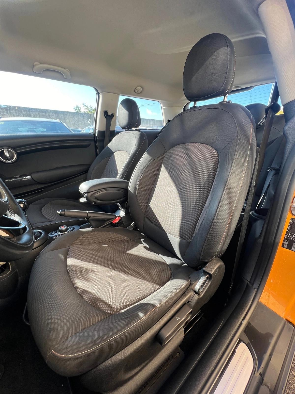 Mini Mini COOPER D F56 HATCHBACK 116 CH PACK CHILL - Annonce